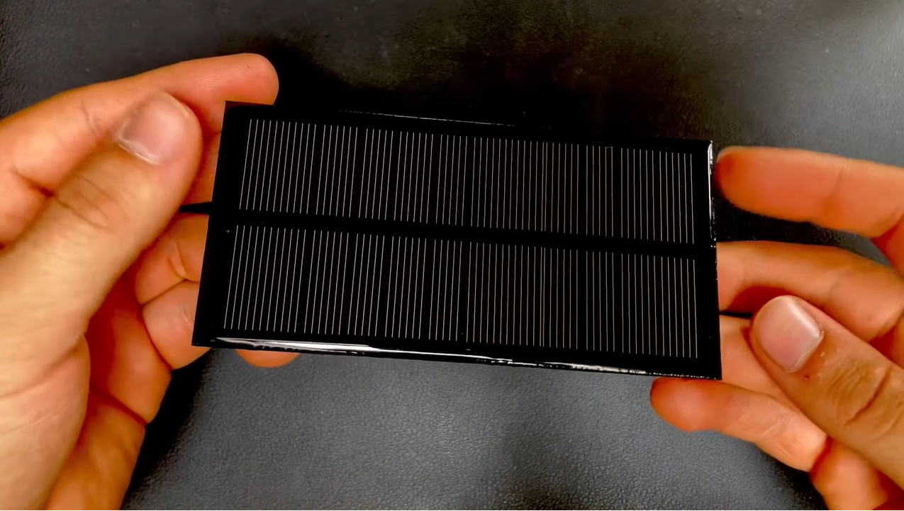 Raspberry Pi Pico W (Solar-Powered) Remote Weather Station | PiCockpit