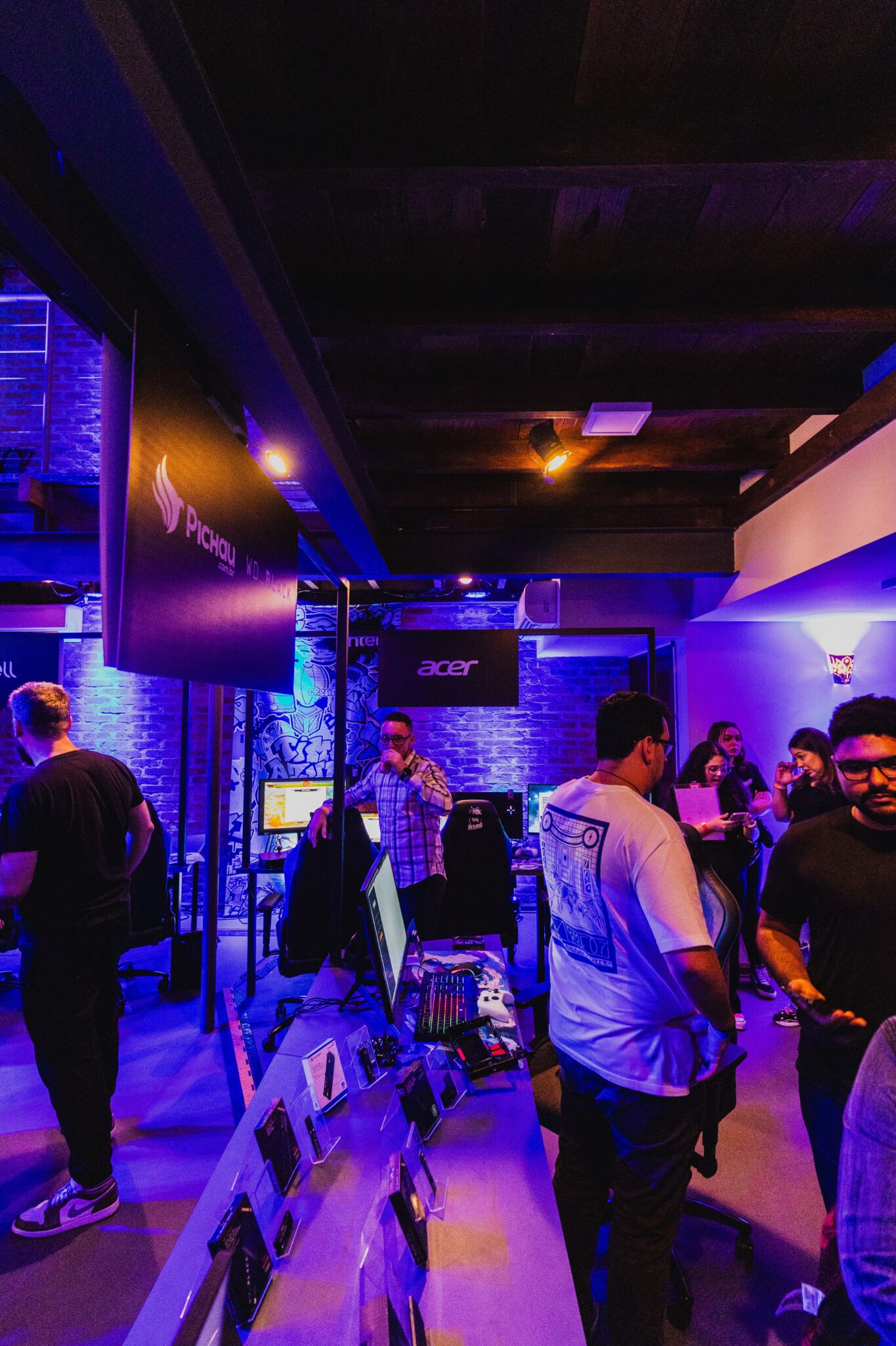 How to Maximize Business with FullPageOS on Raspberry Pi | PiCockpit